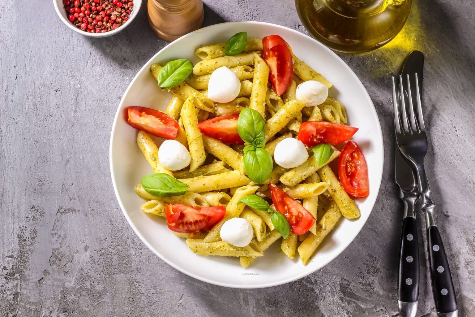 Low Calorie High Protein Caprese Pasta Salad - Lose Weight By Eating