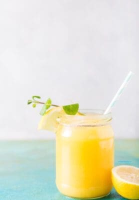 Low Calorie High Protein Lemonade Smoothie
