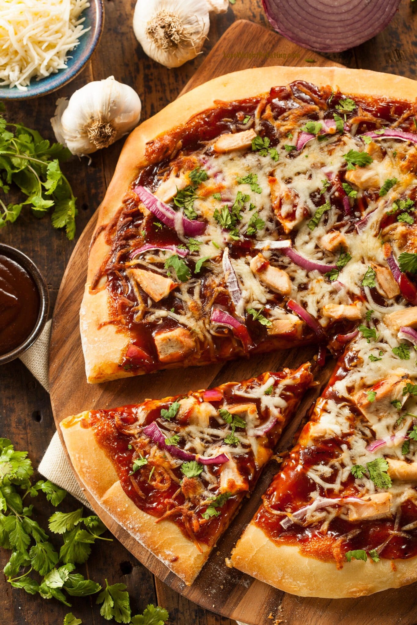 Low Calorie BBQ Chicken Pizza - Lose Weight By Eating